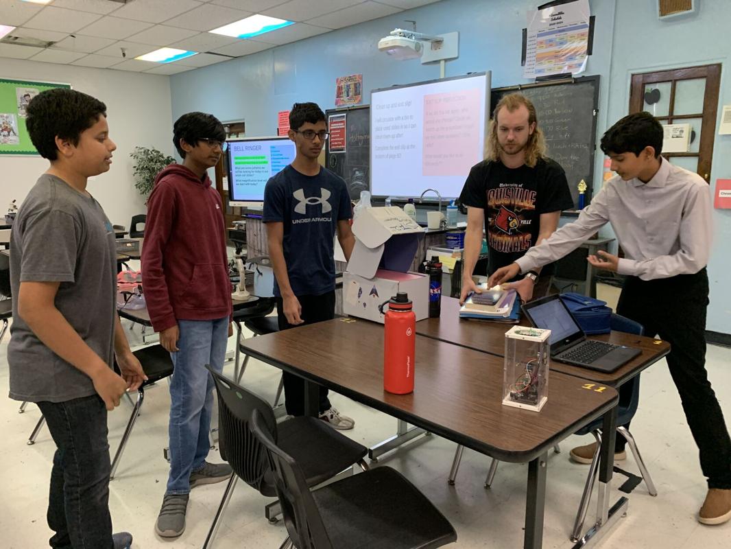 Meyzeek Middle School students work with NASA to successfully launch ...