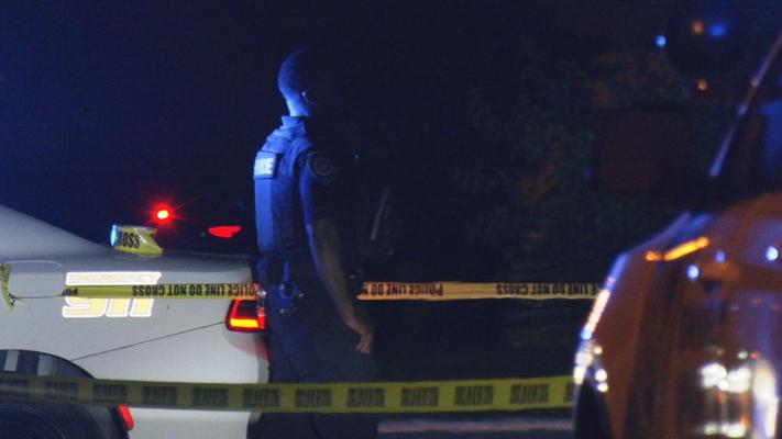 Shively Police looking for suspect in fatal shooting of 2 women early ...