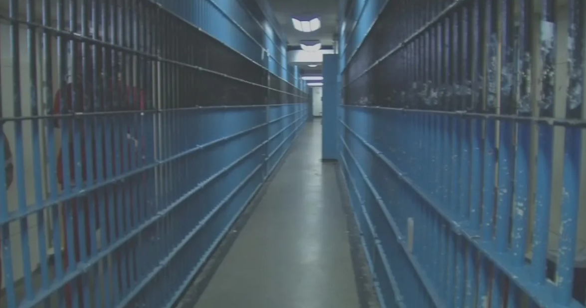 Southern Indiana man sentenced to prison for defrauding local business ...