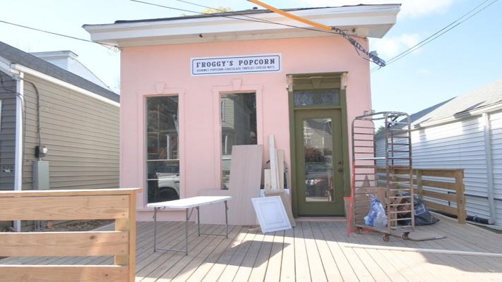 Froggy's Popcorn set to open first storefront in the Highlands ...
