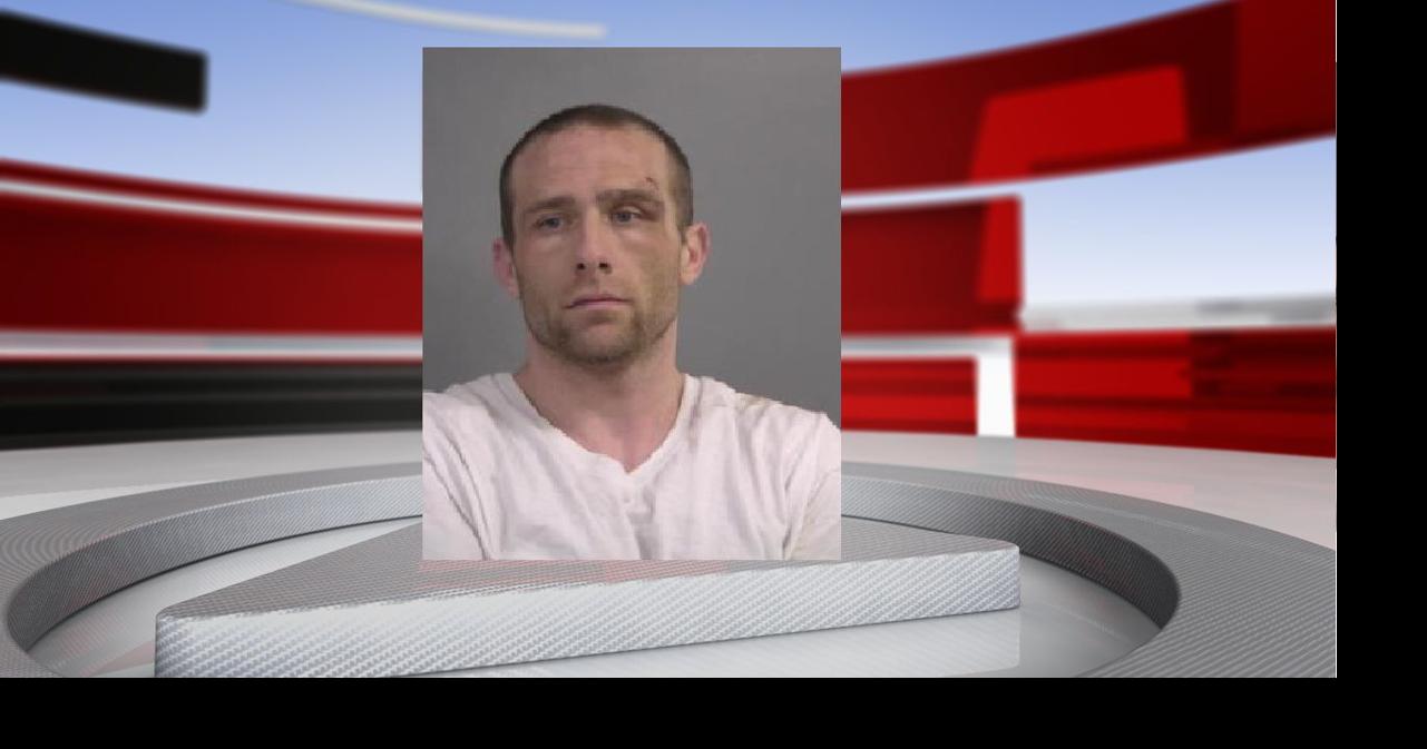 Man charged after LMPD officer suffers serious leg injury during ...