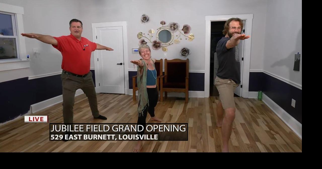 Keith Kaiser tries out yoga poses with 'Yoga with Lee' | | wdrb.com