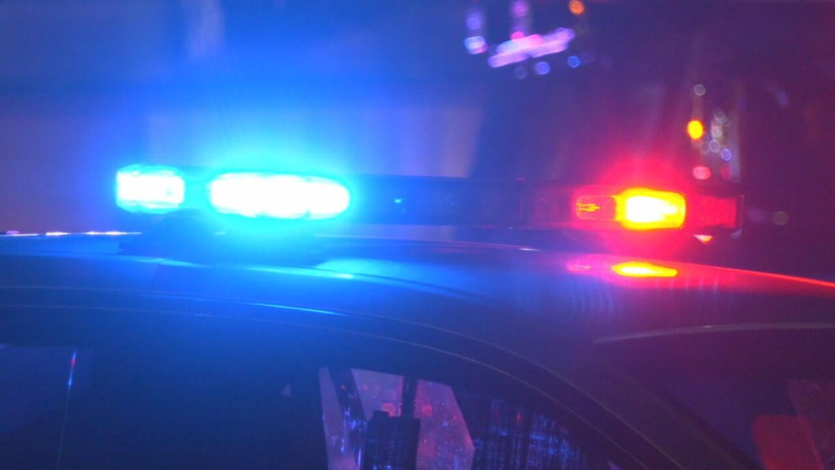 Preston Highway closed through Saturday morning after crash involving ...