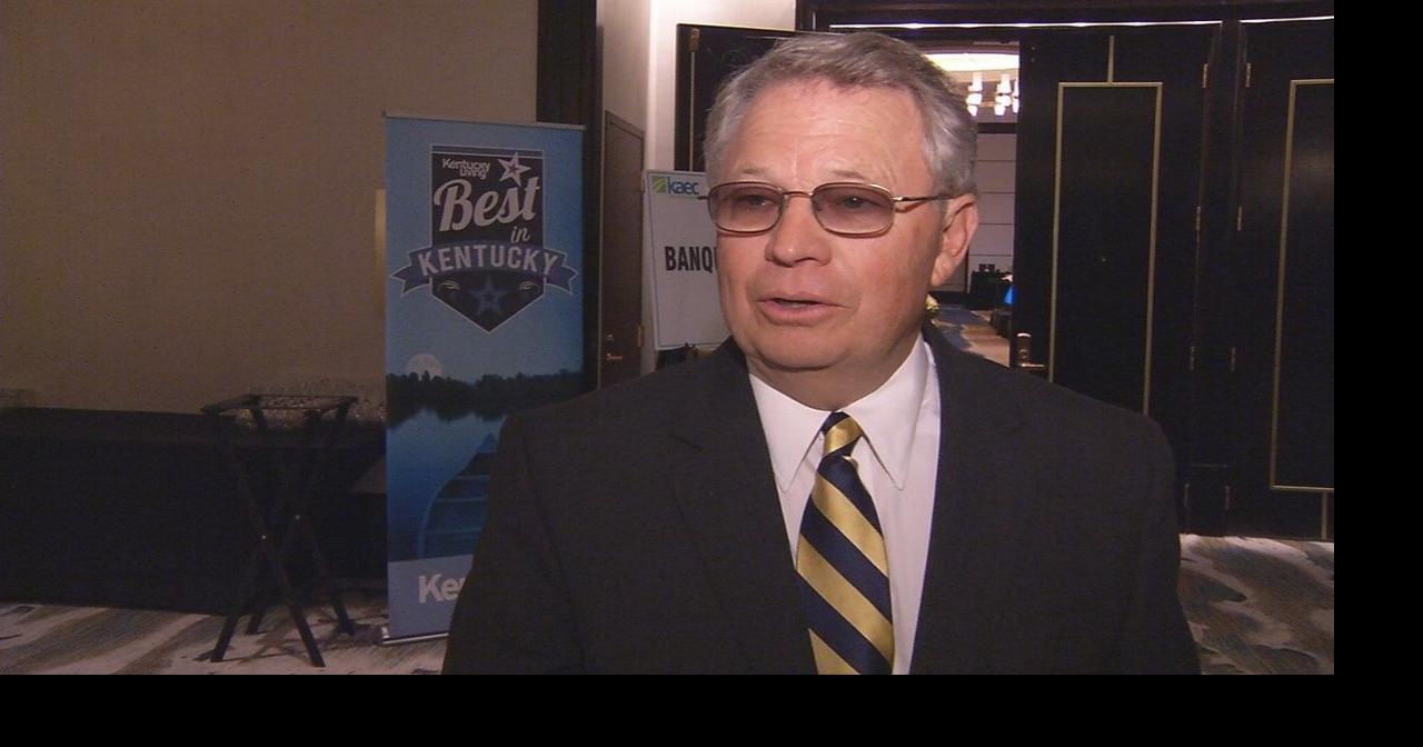 Longtime Louisville journalist and author Byron Crawford given ...