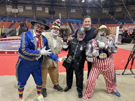 The all-new Shrine Glow Circus Spectacular promises to entertain the ...