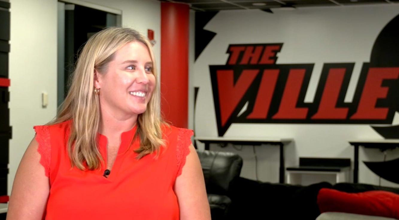 Louisville volleyball loses Dani Busboom Kelly to Nebraska, names Dan ...