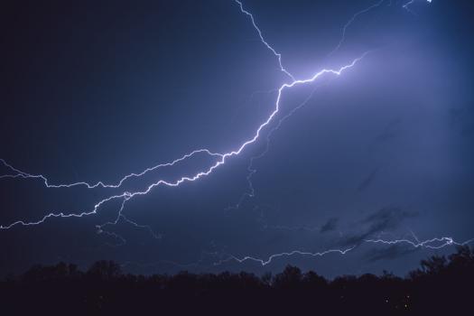 Damage reported from strong storms Sunday night in Kentucky and ...