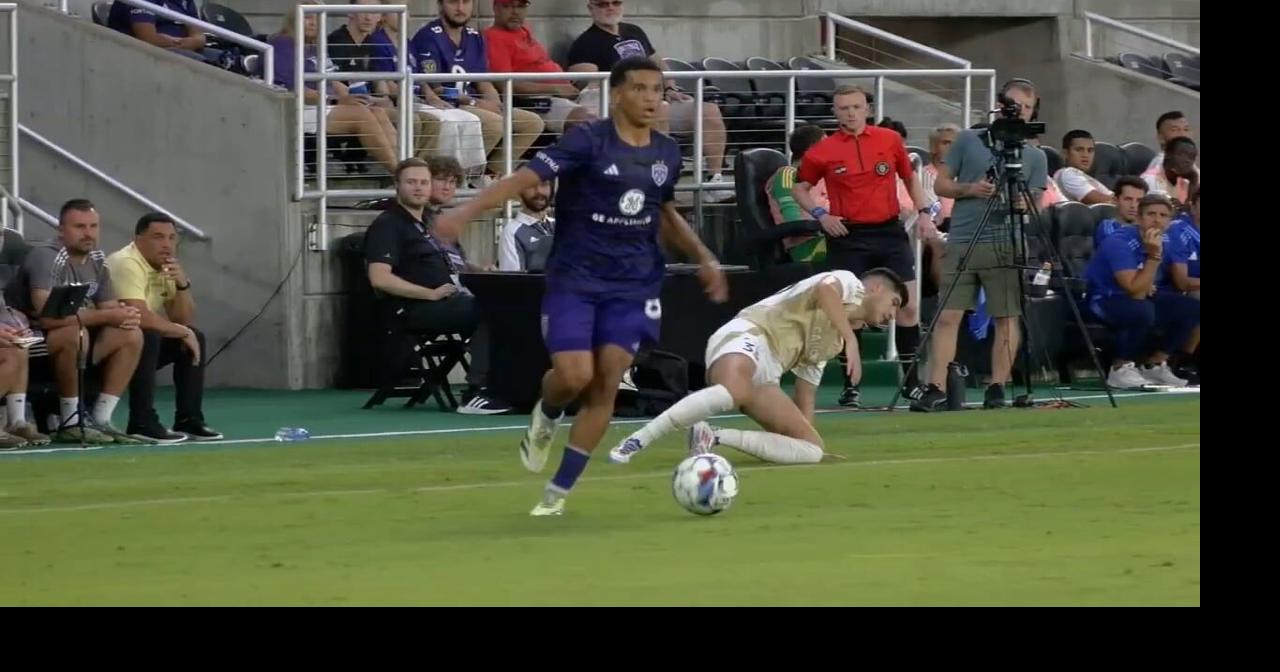Brandon Dayes plays for Louisville City in international friendly ...