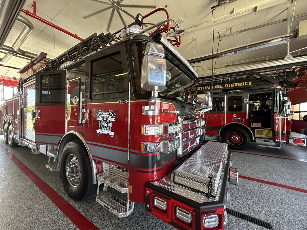 Zoneton Fire prepares for 27th year of spreading cheer with Santa Truck ...