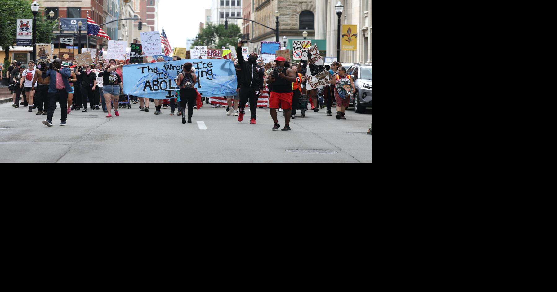 IMAGES | Thousands join nationwide 'No Kings' protest in downtown ...