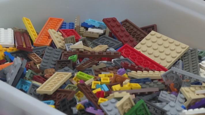 Former Kentucky teacher turns childhood Lego collection into mobile ...
