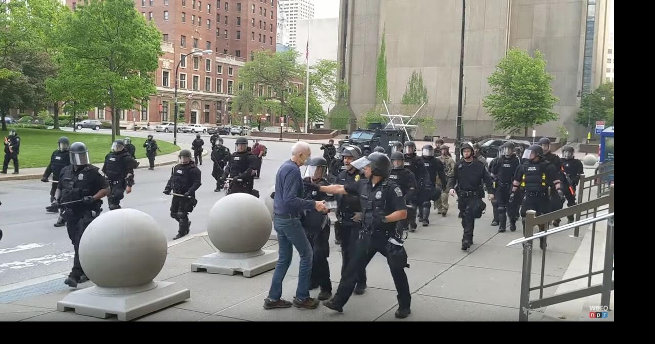GRAPHIC VIDEO: Buffalo protester pushed to ground by officers | Local ...