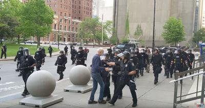 GRAPHIC VIDEO: Buffalo protester pushed to ground by officers | Local ...