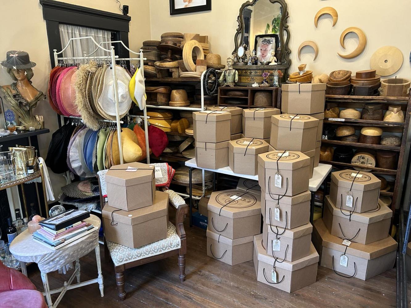 Louisville milliner creates fascinators for official Vineyard Vines ...