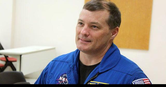 Astronaut Scott Tingle speaks at U of L's Speed School | News | wdrb.com
