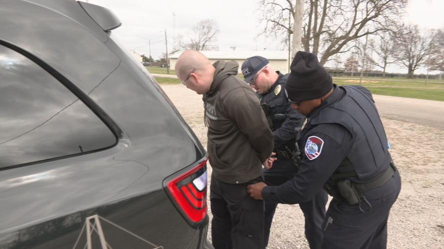 Southern Indiana police use Clark County fairgrounds for training to ...