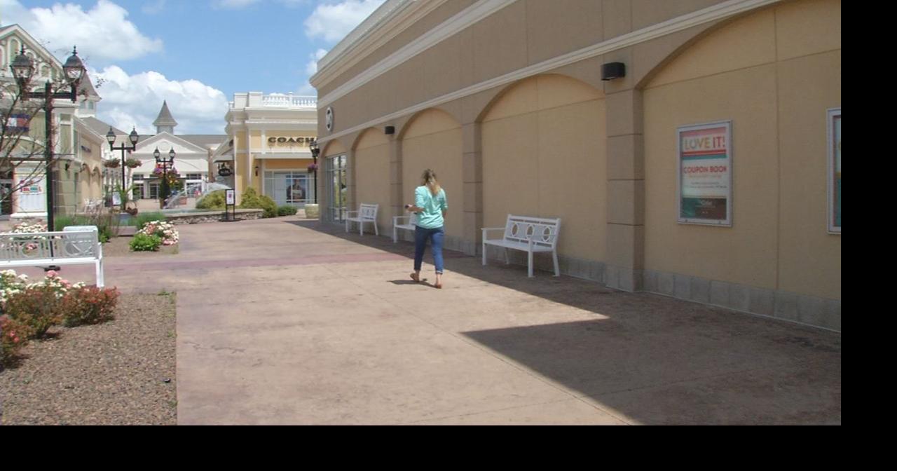 Outlet Shoppes of the Bluegrass hopes its outdoor design makes shoppers ...