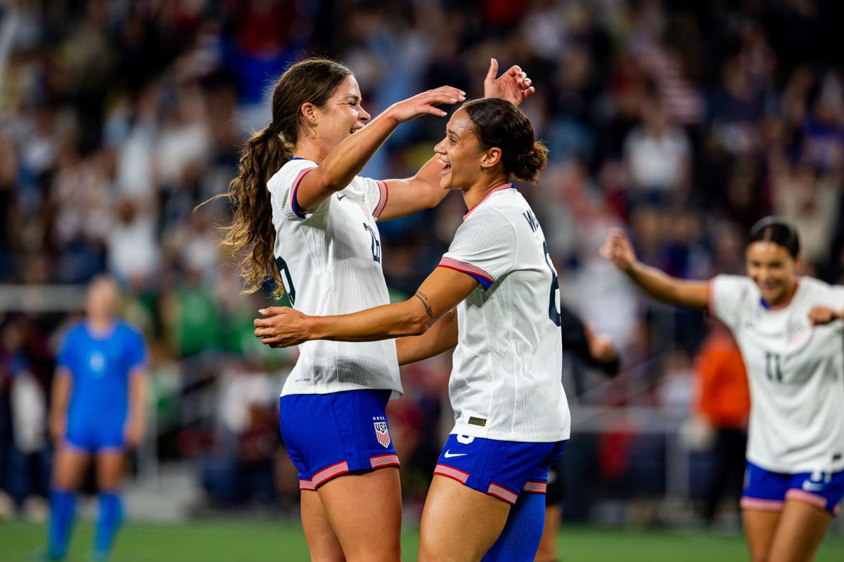 Racing Louisville Rookie Emma Sears Stars In Uswnt Debut Louisville