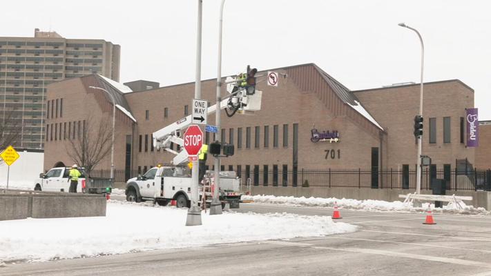 Traffic lights replaced with stop signs in downtown Louisville ...