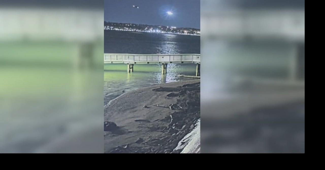 Crews still extracting aircraft wreckage from Potomac River | | wdrb.com