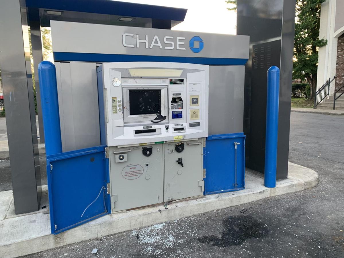 Kroger says it will reopen west Louisville store looted early Tuesday ...