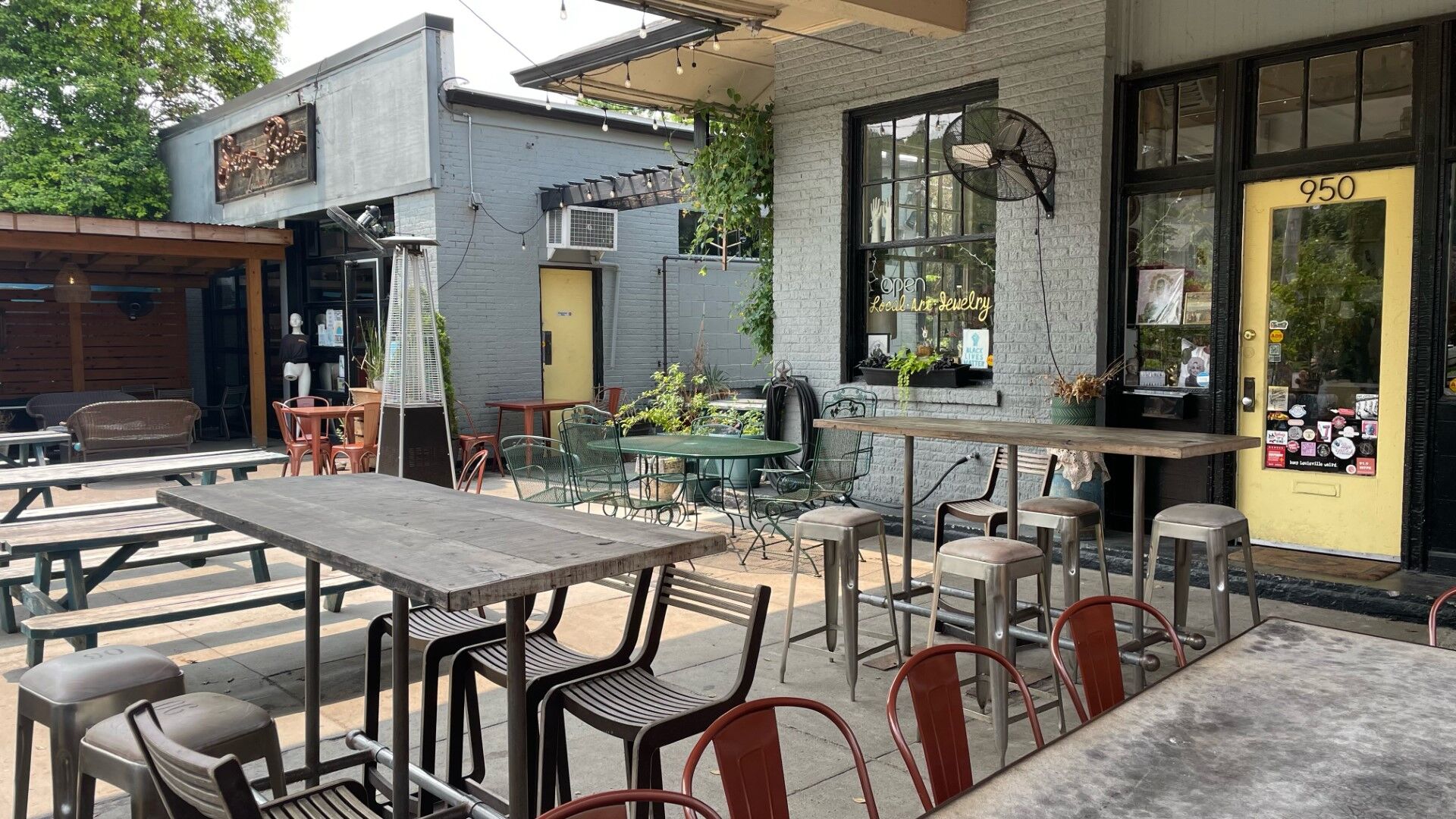 Louisville bar announces permanent closure after 6 years in Germantown ...