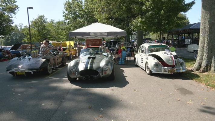 Greater Louisville United Labor Car & Bike Show held at Mike Linnig's ...