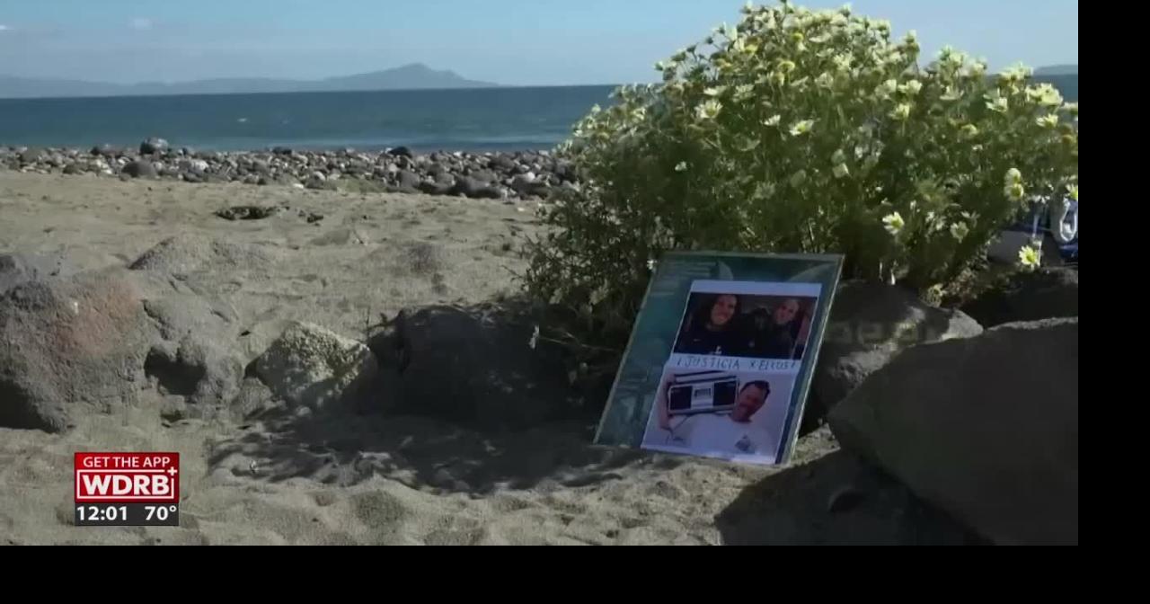 Mexican police say thieves killed American and Australian surfers to ...