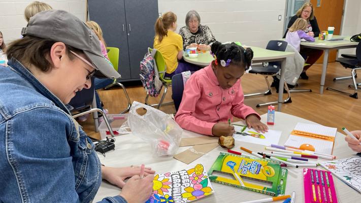 Mentor Mii pairs southern Indiana students with adults to help kids ...