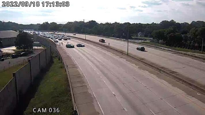 Louisville man dies after shooting on Watterson Expressway | Local News | wdrb.com