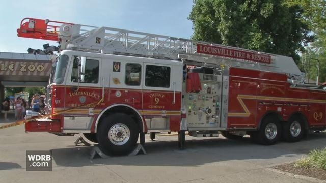 Louisville Fire Department unveils new fire trucks | News | wdrb.com
