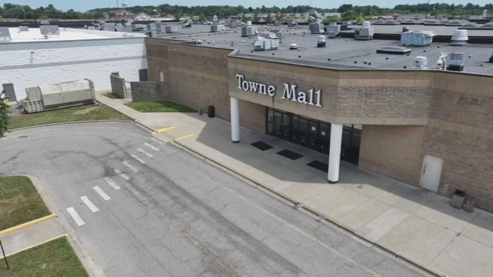 Mall in Elizabethtown undergoing renovations for new storefronts ...