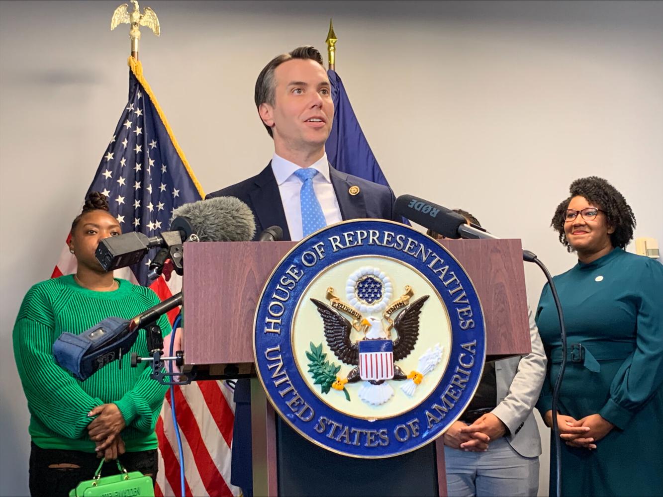 'Breonna Taylor Act' filed by Kentucky delegation | In-depth | wdrb.com