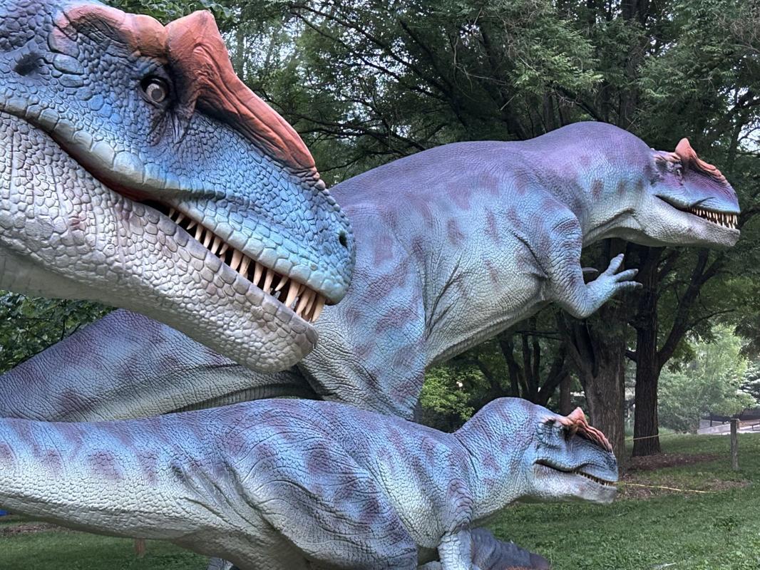 Dinopalooza invades the Louisville Zoo with dozens of dinosaurs | Morning | wdrb.com