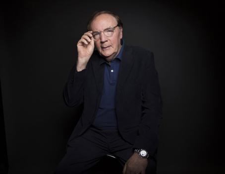 Staffers from 2 Louisville bookstores celebrated by best-selling author ...