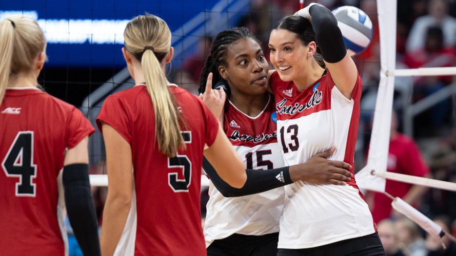 CRAWFORD | Louisville volleyball loses 1st set, but never its composure ...