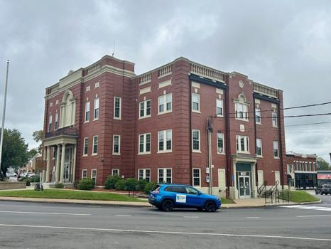 Downtown Elizabethtown facing parking challenges amid growth, BlueOval ...