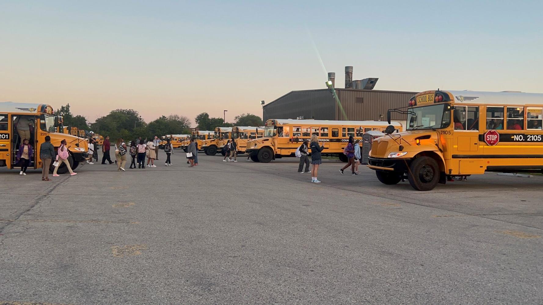 JCPS says all students riding the bus have been dropped off on 2nd day ...