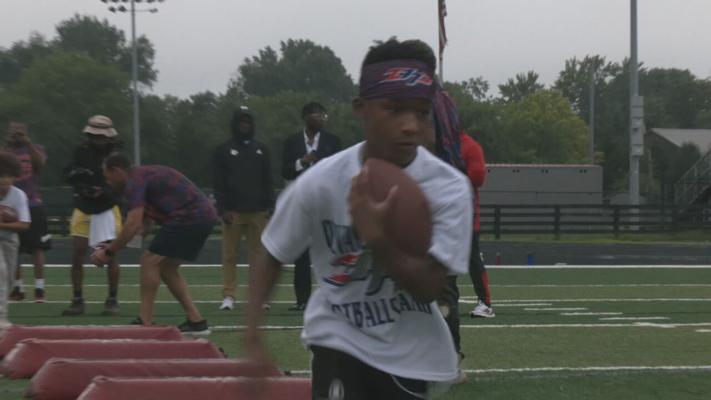 Giving back | Former UofL player DeVante Parker hosts annual kids ...