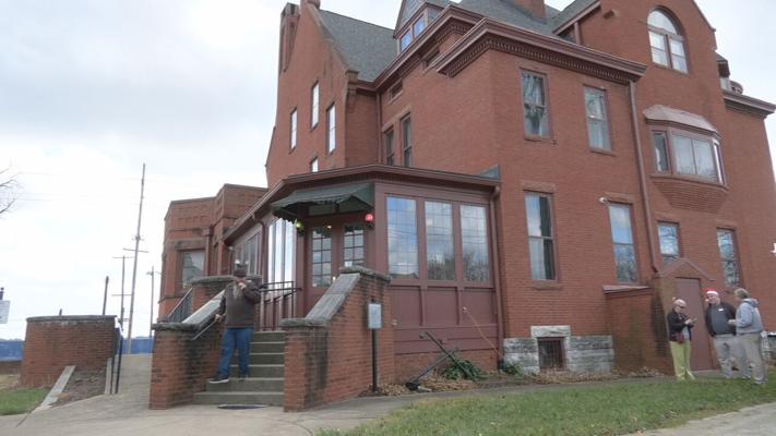 Howard Steamboat Museum in Jeffersonville holds second annual holiday ...