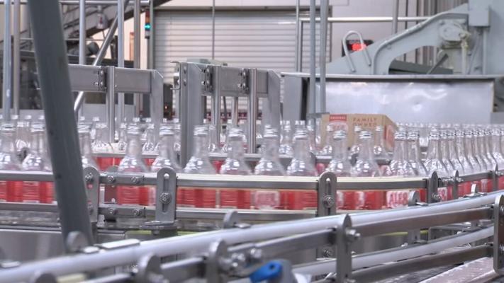 VIDEO | A look inside the Ale-8-One factory | Business | wdrb.com