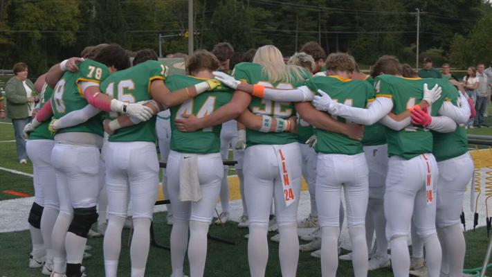 Floyd Central football team honors fallen teammates on emotional senior ...