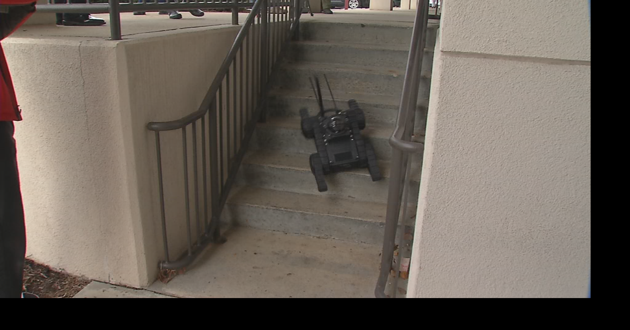 LMPD SWAT gets advanced robot thanks to grant from Firehouse Subs ...