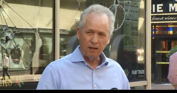 WATCH LIVE | Mayor Greg Fischer provides update on protests in ...