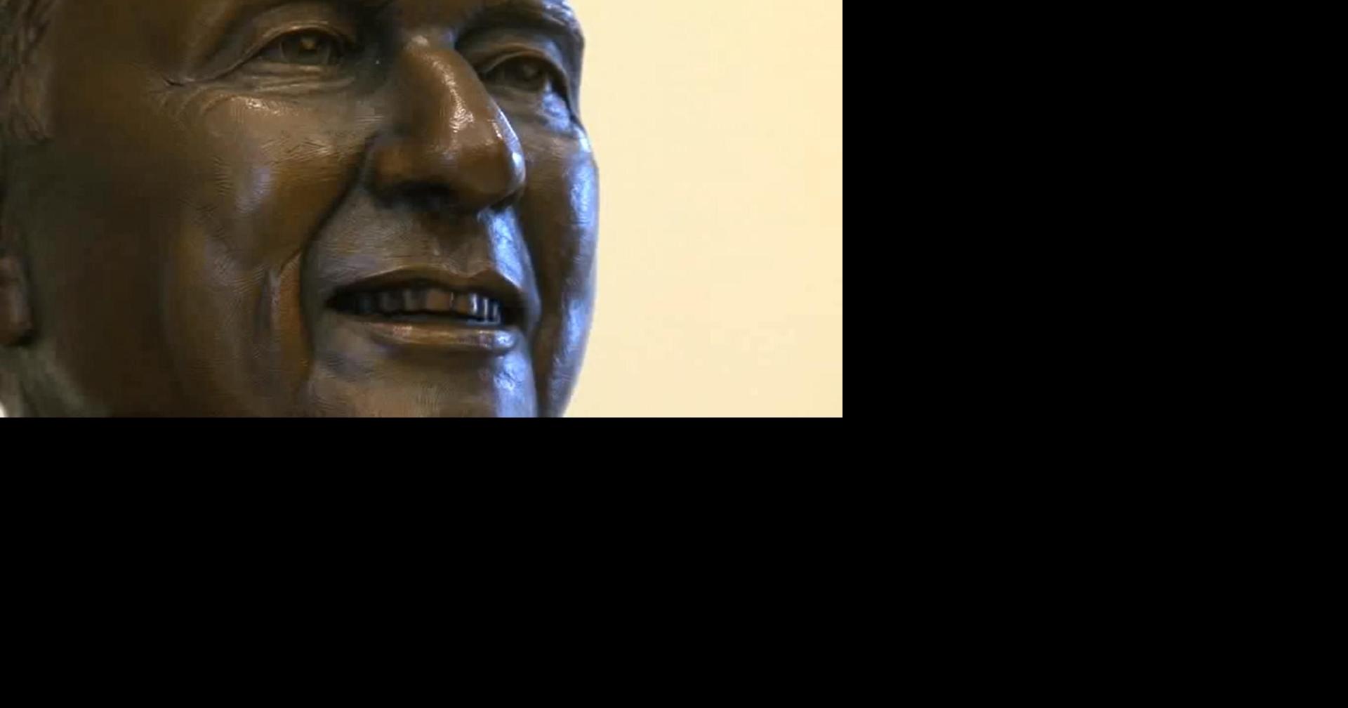 WKU unveils Mr. Western Statue | Local News | wdrb.com