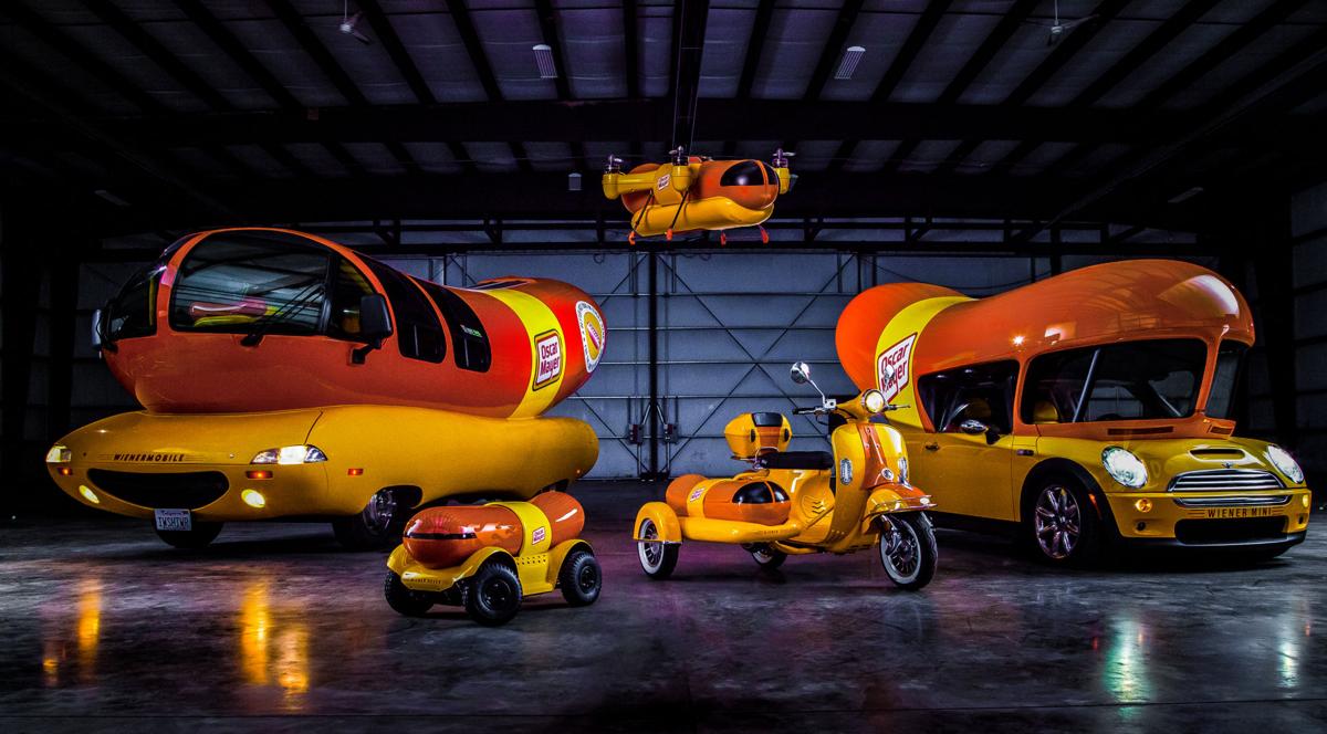Iconic Oscar Mayer Wienermobile rolls through Louisville | News | wdrb.com