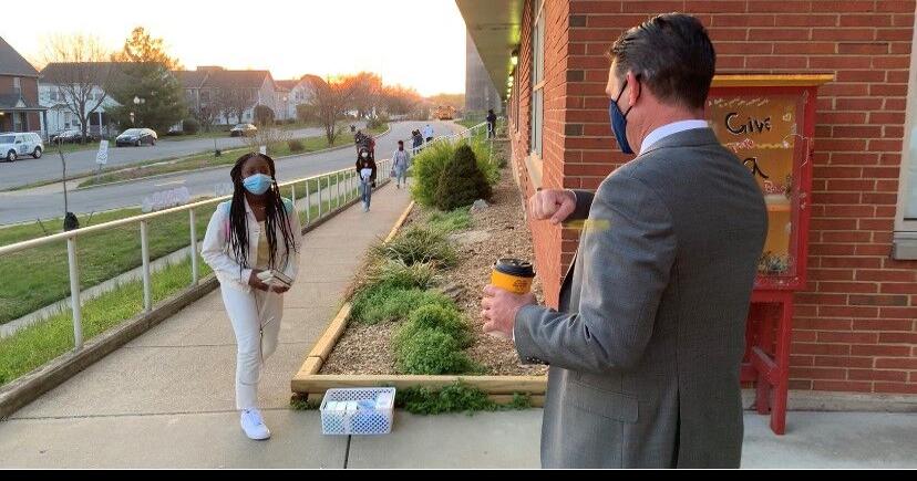 JCPS welcomes middle and high school students back inside classes | In ...