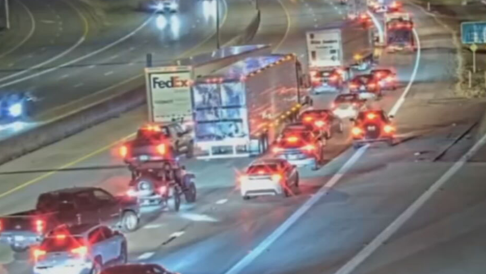 Woman hospitalized after shooting shuts down Interstate 65 South near ...