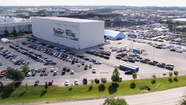 Ford resumes production at Louisville Assembly Plant | Local News ...