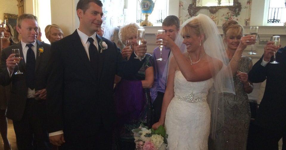 WDRB's Lindsay Allen ties the knot! | Local News | wdrb.com